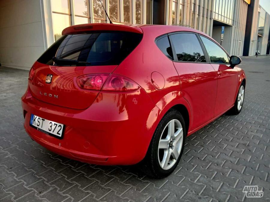 SEAT Leon 2010 Viļņa, ar dzinēja tilpumu 1.60 L un nobraukumu 257 tūkst. km par 1800 €, foto 6 vietnē AUTOMOTO.COM.LV
