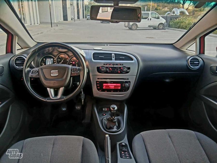 SEAT Leon 2010 Viļņa, ar dzinēja tilpumu 1.60 L un nobraukumu 257 tūkst. km par 1800 €, foto 13 vietnē AUTOMOTO.COM.LV