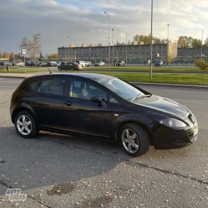 SEAT Leon 2010 in Siauliai, with an engine capacity of 1.90 L and mileage of 300 thousand km for 1499 €, photo 7 on AUTOMOTO.COM.LV