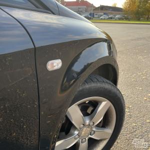 SEAT Leon 2010 in Siauliai, with an engine capacity of 1.90 L and mileage of 300 thousand km for 1499 €, photo 11 on AUTOMOTO.COM.LV