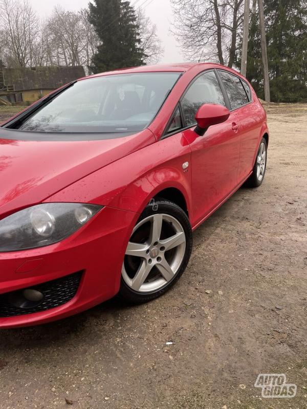 SEAT Leon 2011 Radviliškis, ar dzinēja tilpumu 1.80 L un nobraukumu 220 tūkst. km par 1750 €, foto 1 vietnē AUTOMOTO.COM.LV