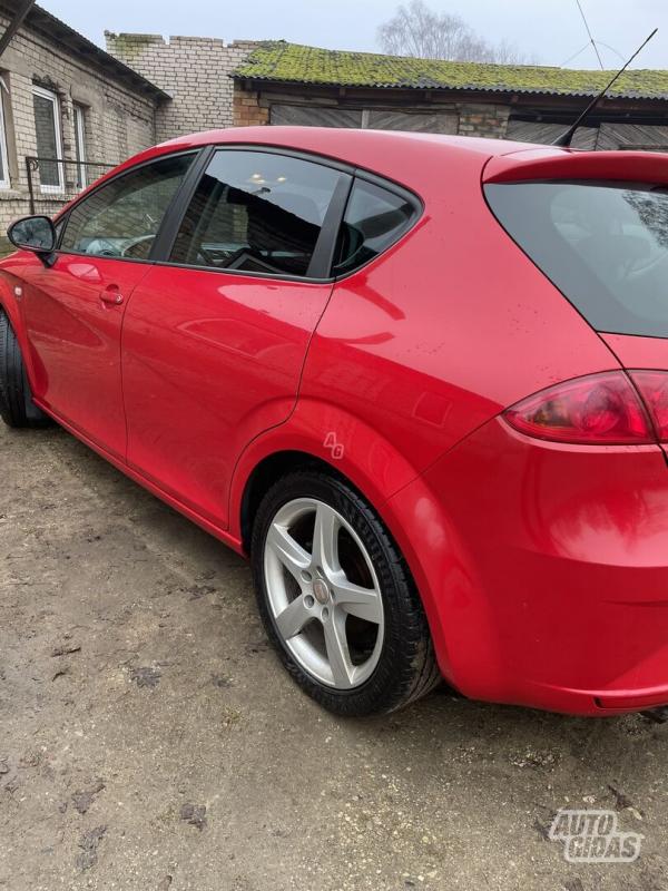 SEAT Leon 2011 Radviliškis, ar dzinēja tilpumu 1.80 L un nobraukumu 220 tūkst. km par 1750 €, foto 4 vietnē AUTOMOTO.COM.LV