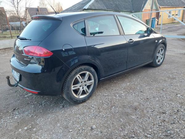 SEAT Leon 2011 in Ukmerge, with an engine capacity of 1.60 L and mileage of 245 thousand km for 1780 €, photo 2 on AUTOMOTO.COM.LV
