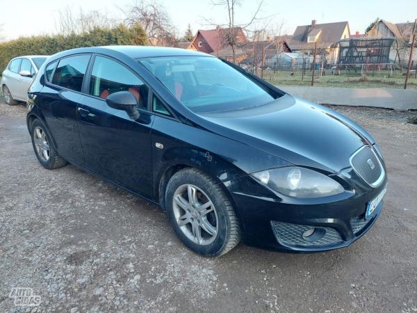 SEAT Leon 2011 in Ukmerge, with an engine capacity of 1.60 L and mileage of 245 thousand km for 1780 €, photo 3 on AUTOMOTO.COM.LV