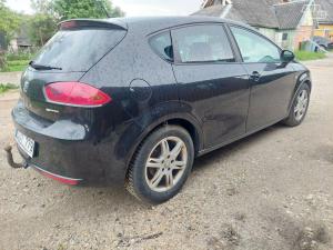 SEAT Leon 2011 in Ukmerge, with an engine capacity of 1.60 L and mileage of 256 thousand km for 1750 €, photo 4 on AUTOMOTO.COM.LV