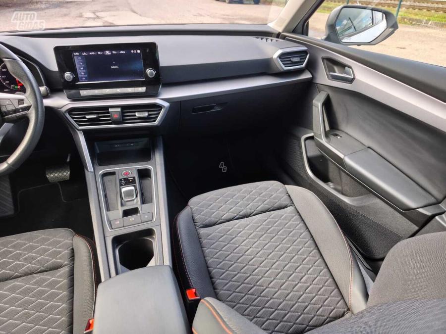 SEAT Leon 2021 in Siauliai, with an engine capacity of 1.50 L and mileage of 26 thousand km for 13000 €, photo 12 on AUTOMOTO.COM.LV