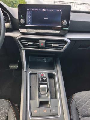 SEAT Leon 2021 in Siauliai, with an engine capacity of 1.50 L and mileage of 26 thousand km for 13000 €, photo 18 on AUTOMOTO.COM.LV