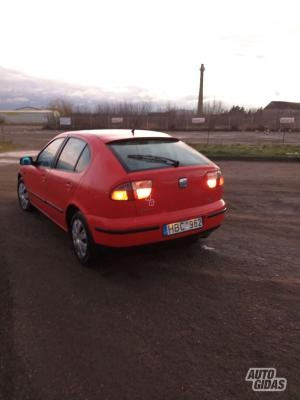 Red SEAT Leon 2000 in Vilnius, with an engine capacity of 1.90 L and mileage of 258 thousand km for 1350 €, photo 6 on AUTOMOTO.COM.LV