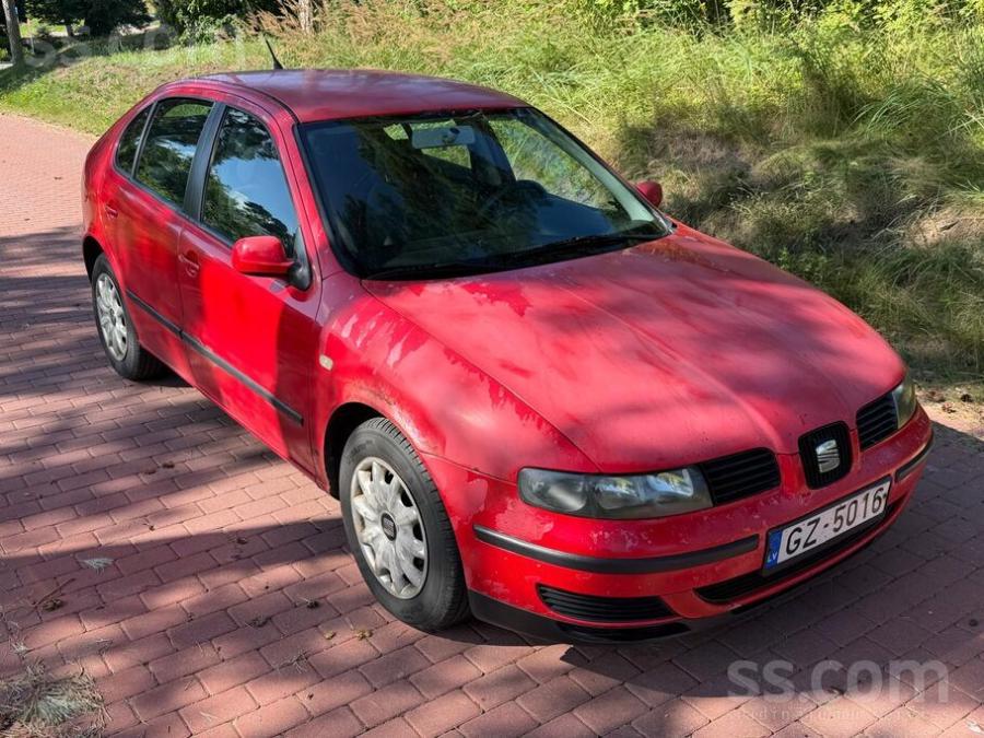 Sarkans SEAT Leon 2000 Ventspils, ar dzinēja tilpumu 1.90 L un nobraukumu 401 tūkst. km par 500 €, foto 1 vietnē AUTOMOTO.COM.LV