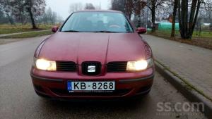 Sarkans SEAT Leon 2002 Rīga, ar dzinēja tilpumu 1.40 L un nobraukumu 0 tūkst. km par 900 €, foto  vietnē AUTOMOTO.COM.LV