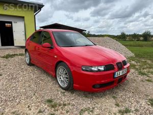 Red SEAT Leon 2002 in Riga, with an engine capacity of 1.90 L and mileage of 444 thousand km for 1700 €, photo 8 on AUTOMOTO.COM.LV