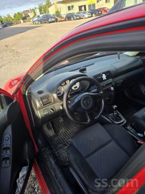 Sarkans SEAT Leon 2002 Talsi, ar dzinēja tilpumu 1.90 L un nobraukumu 445 tūkst. km par 1750 €, foto 5 vietnē AUTOMOTO.COM.LV