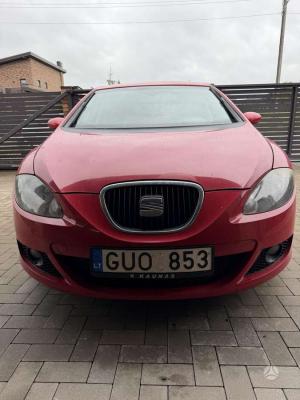 Sarkans SEAT Leon 2005 Kauņa, ar dzinēja tilpumu 1.90 L un nobraukumu 416 tūkst. km par 1250 €, foto 4 vietnē AUTOMOTO.COM.LV
