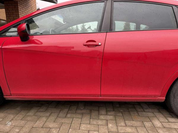 Sarkans SEAT Leon 2005 Kauņa, ar dzinēja tilpumu 1.90 L un nobraukumu 416 tūkst. km par 1250 €, foto 6 vietnē AUTOMOTO.COM.LV