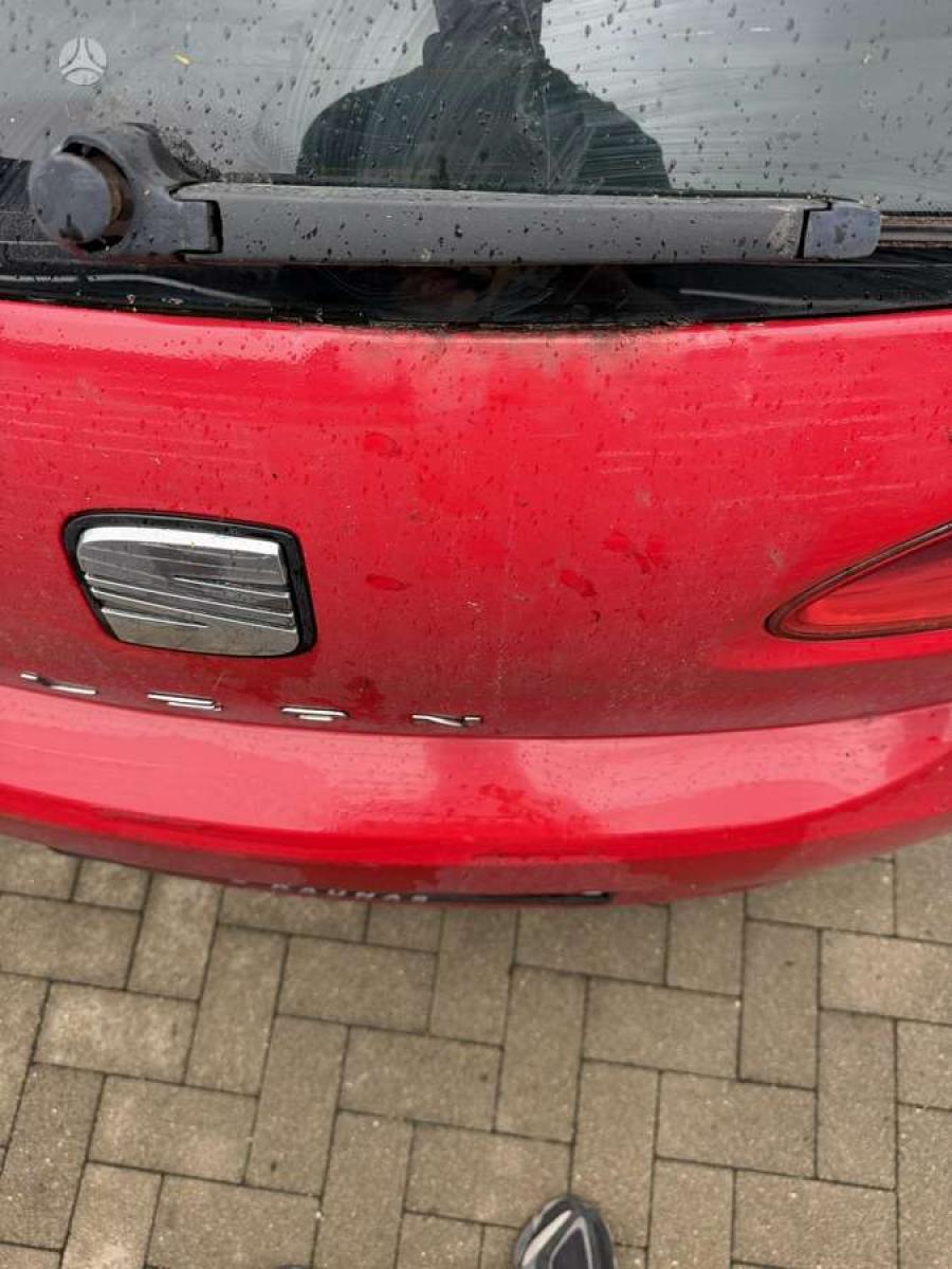 Sarkans SEAT Leon 2005 Kauņa, ar dzinēja tilpumu 1.90 L un nobraukumu 416 tūkst. km par 1250 €, foto 12 vietnē AUTOMOTO.COM.LV