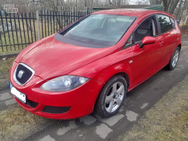 Sarkans SEAT Leon 2006 Marijampole, ar dzinēja tilpumu 1.90 L un nobraukumu 338 tūkst. km par 1150 €, foto 1 vietnē AUTOMOTO.COM.LV