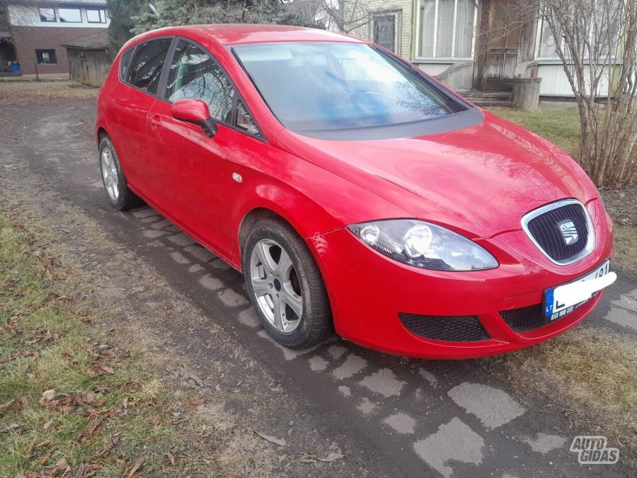 Red SEAT Leon 2006 in Marijampole, with an engine capacity of 1.90 L and mileage of 338 thousand km for 1150 €, photo 2 on AUTOMOTO.COM.LV