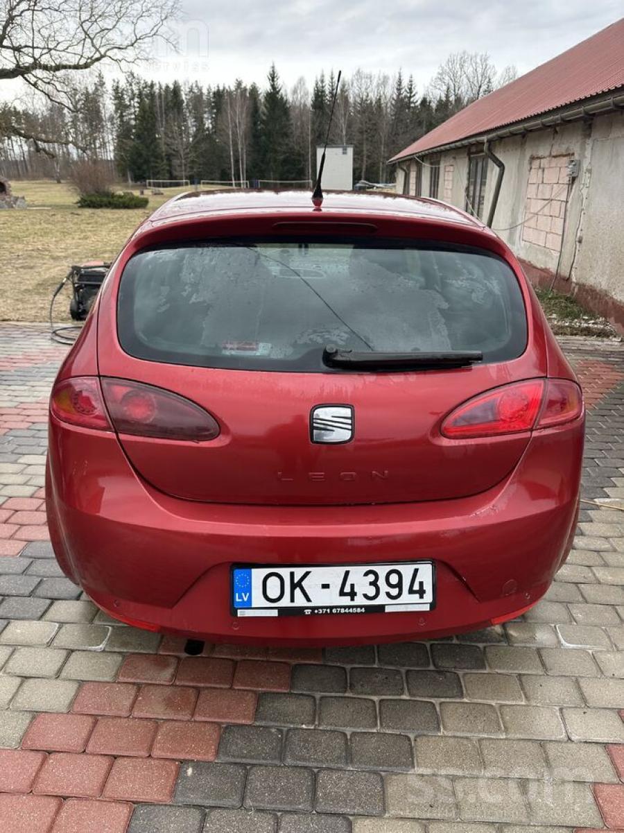 Sarkans SEAT Leon 2006 Rīga, ar dzinēja tilpumu 1.90 L un nobraukumu 447 tūkst. km par 500 €, foto 6 vietnē AUTOMOTO.COM.LV