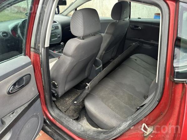 Red SEAT Leon 2006 in Riga, with an engine capacity of 1.90 L and mileage of 447 thousand km for 500 €, photo 10 on AUTOMOTO.COM.LV