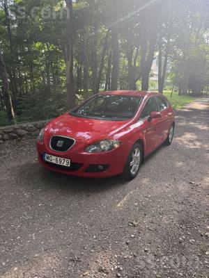 Sarkans SEAT Leon 2006 Ogre, ar dzinēja tilpumu 2.00 L un nobraukumu 220 tūkst. km par 1550 €, foto 3 vietnē AUTOMOTO.COM.LV