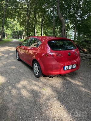 Sarkans SEAT Leon 2006 Ogre, ar dzinēja tilpumu 2.00 L un nobraukumu 220 tūkst. km par 1550 €, foto 4 vietnē AUTOMOTO.COM.LV