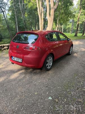 Sarkans SEAT Leon 2006 Ogre, ar dzinēja tilpumu 2.00 L un nobraukumu 220 tūkst. km par 1550 €, foto 5 vietnē AUTOMOTO.COM.LV