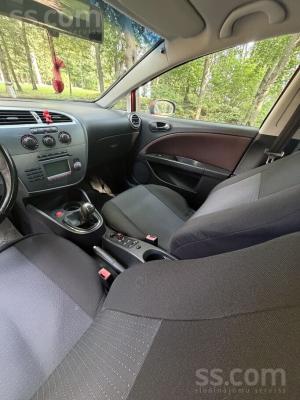 Sarkans SEAT Leon 2006 Ogre, ar dzinēja tilpumu 2.00 L un nobraukumu 220 tūkst. km par 1550 €, foto 14 vietnē AUTOMOTO.COM.LV