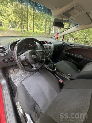Sarkans SEAT Leon 2006 Ogre, ar dzinēja tilpumu 2.00 L un nobraukumu 220 tūkst. km par 1550 €, foto 16 vietnē AUTOMOTO.COM.LV