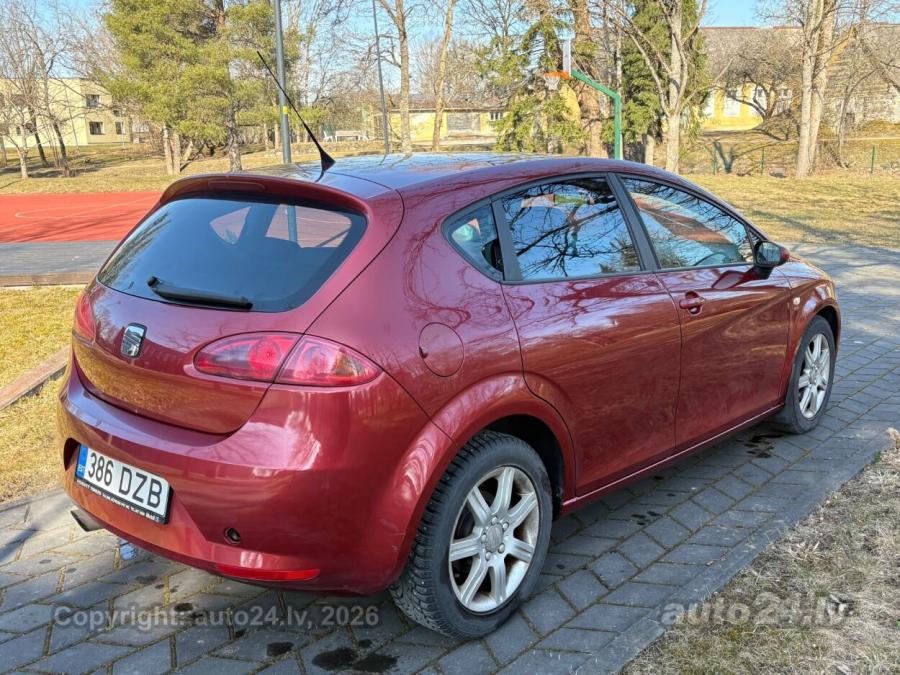 Sarkans SEAT Leon 2007 Rapla, ar dzinēja tilpumu 2.00 L un nobraukumu 221 tūkst. km par 2200 €, foto 3 vietnē AUTOMOTO.COM.LV