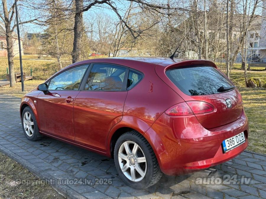 Sarkans SEAT Leon 2007 Rapla, ar dzinēja tilpumu 2.00 L un nobraukumu 221 tūkst. km par 2200 €, foto 6 vietnē AUTOMOTO.COM.LV