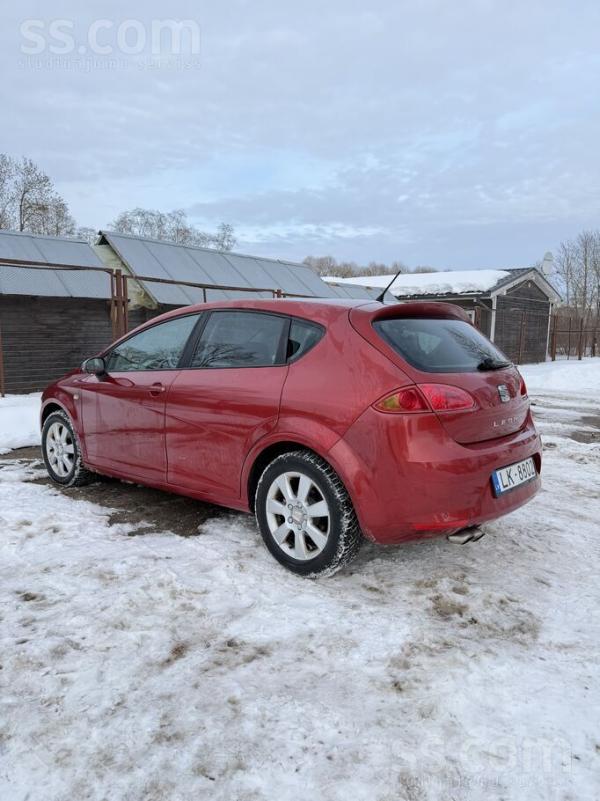Sarkans SEAT Leon 2007 Dobele, ar dzinēja tilpumu 1.90 L un nobraukumu 333 tūkst. km par 1700 €, foto 2 vietnē AUTOMOTO.COM.LV