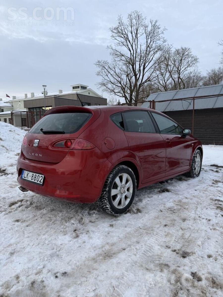 Sarkans SEAT Leon 2007 Dobele, ar dzinēja tilpumu 1.90 L un nobraukumu 333 tūkst. km par 1700 €, foto 4 vietnē AUTOMOTO.COM.LV