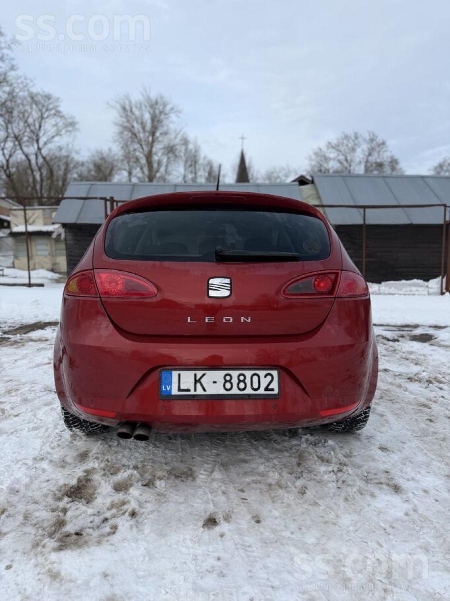 Sarkans SEAT Leon 2007 Dobele, ar dzinēja tilpumu 1.90 L un nobraukumu 333 tūkst. km par 1700 €, foto 9 vietnē AUTOMOTO.COM.LV