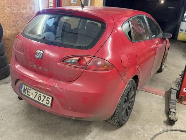 Sarkans SEAT Leon 2008 Kuldīga, ar dzinēja tilpumu 1.90 L un nobraukumu 346 tūkst. km par 370 €, foto 3 vietnē AUTOMOTO.COM.LV