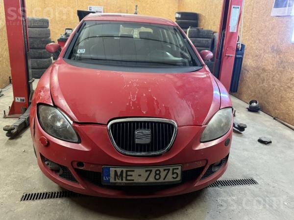 Sarkans SEAT Leon 2008 Kuldīga, ar dzinēja tilpumu 1.90 L un nobraukumu 346 tūkst. km par 370 €, foto 4 vietnē AUTOMOTO.COM.LV