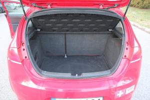 Sarkans SEAT Leon 2008 Rīga, ar dzinēja tilpumu 1.90 L un nobraukumu 304 tūkst. km par 1500 €, foto 8 vietnē AUTOMOTO.COM.LV