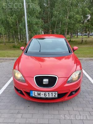 Sarkans SEAT Leon 2008 Rīga, ar dzinēja tilpumu 1.90 L un nobraukumu 267 tūkst. km par 2400 €, foto  vietnē AUTOMOTO.COM.LV