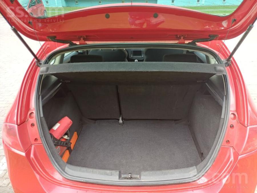 Sarkans SEAT Leon 2008 Rīga, ar dzinēja tilpumu 1.90 L un nobraukumu 267 tūkst. km par 2400 €, foto 12 vietnē AUTOMOTO.COM.LV