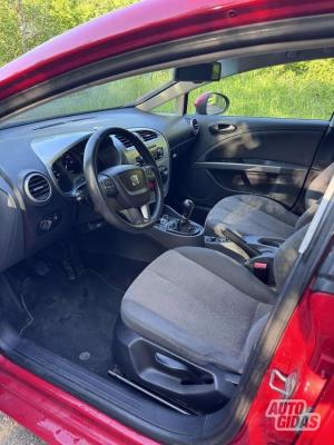 Sarkans SEAT Leon 2010 Kauņa, ar dzinēja tilpumu 1.60 L un nobraukumu 258 tūkst. km par 2200 €, foto 15 vietnē AUTOMOTO.COM.LV