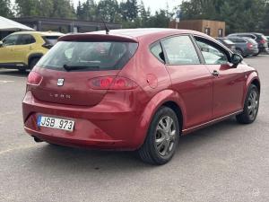 Красный Сеат Леон 2010 в Утена, объемом двигателя 1.39 л и пробегом 260 тыс. км за 1350 €, фото 4 на AUTOMOTO.COM.LV