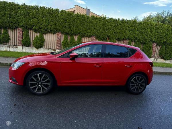 Sarkans SEAT Leon 2013 Viļņa, ar dzinēja tilpumu 1.40 L un nobraukumu 270 tūkst. km par 5550 €, foto 4 vietnē AUTOMOTO.COM.LV