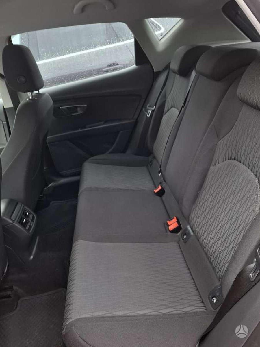 Sarkans SEAT Leon 2013 Viļņa, ar dzinēja tilpumu 1.40 L un nobraukumu 270 tūkst. km par 5550 €, foto 14 vietnē AUTOMOTO.COM.LV
