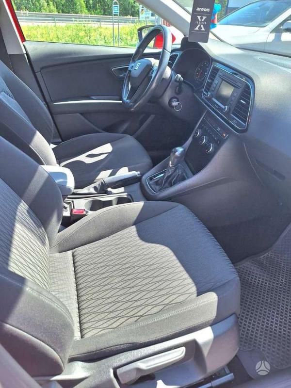 Red SEAT Leon 2013 in Alytus, with an engine capacity of 1.20 L and mileage of 101 thousand km for 5500 €, photo 6 on AUTOMOTO.COM.LV