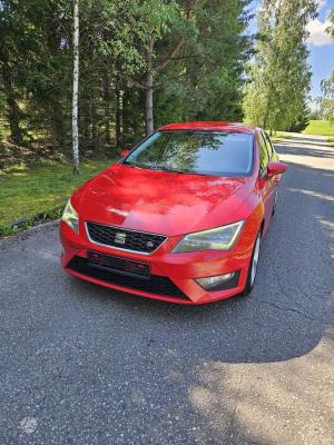 Sarkans SEAT Leon 2013 Utena, ar dzinēja tilpumu 1.97 L un nobraukumu 269 tūkst. km par 4999 €, foto  vietnē AUTOMOTO.COM.LV