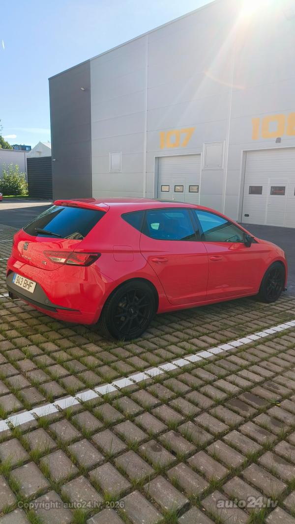 SEAT Leon 2013 Tallina vietnē Sarkans SEAT Leon 2013 Tallina, ar dzinēja tilpumu 1.40 L un nobraukumu 204 tūkst. km par 9000 €, foto 4 vietnē AUTOMOTO.COM.LV