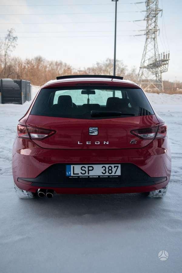 Red SEAT Leon 2014 in Vilnius, with an engine capacity of 1.97 L and mileage of 263 thousand km for 7900 €, photo 5 on AUTOMOTO.COM.LV