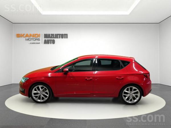 Red SEAT Leon 2016 in Riga, with an engine capacity of 1.80 L and mileage of 100 thousand km for 11790 €, photo 7 on AUTOMOTO.COM.LV