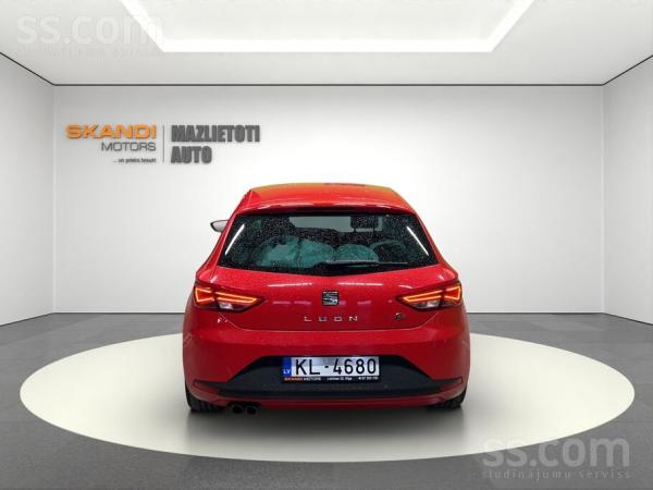 Red SEAT Leon 2016 in Riga, with an engine capacity of 1.80 L and mileage of 100 thousand km for 11790 €, photo 8 on AUTOMOTO.COM.LV