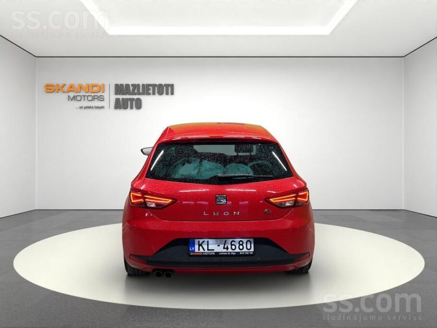 Sarkans SEAT Leon 2016 Rīga, ar dzinēja tilpumu 1.80 L un nobraukumu 100 tūkst. km par 11790 €, foto 8 vietnē AUTOMOTO.COM.LV