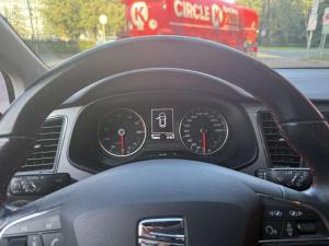Red SEAT Leon 2016 in Vilnius, with an engine capacity of 1.40 L and mileage of 133 thousand km for 7800 €, photo 5 on AUTOMOTO.COM.LV